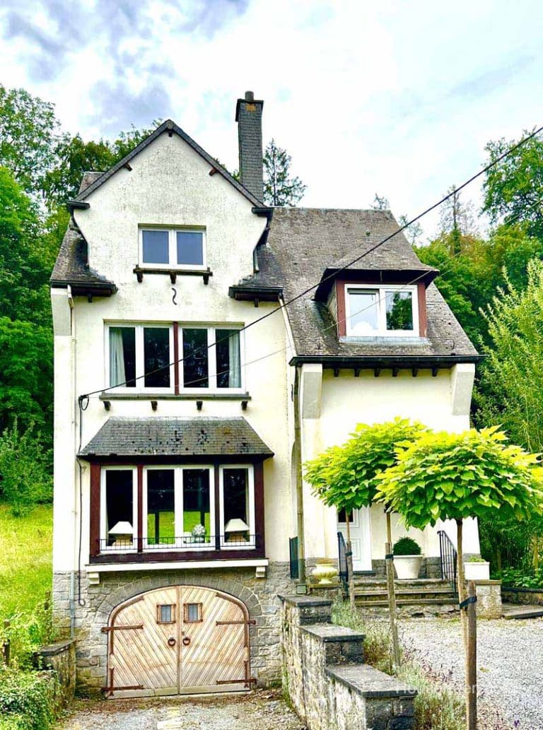 15 Belgian-Style Brick Houses & Homes (Image Series)